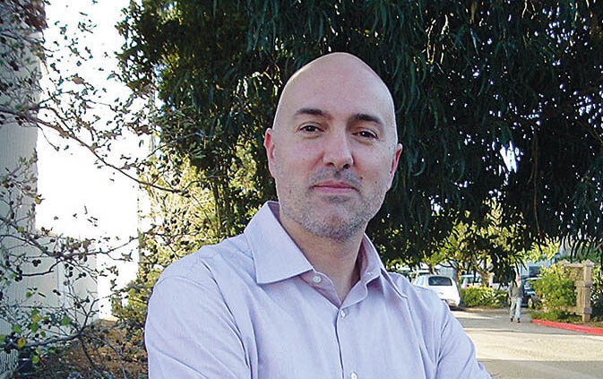 CRISS-CROSSING THE DIGITAL UNIVERSE WITH ROGER GUYETT - VFX VoiceVFX Voice