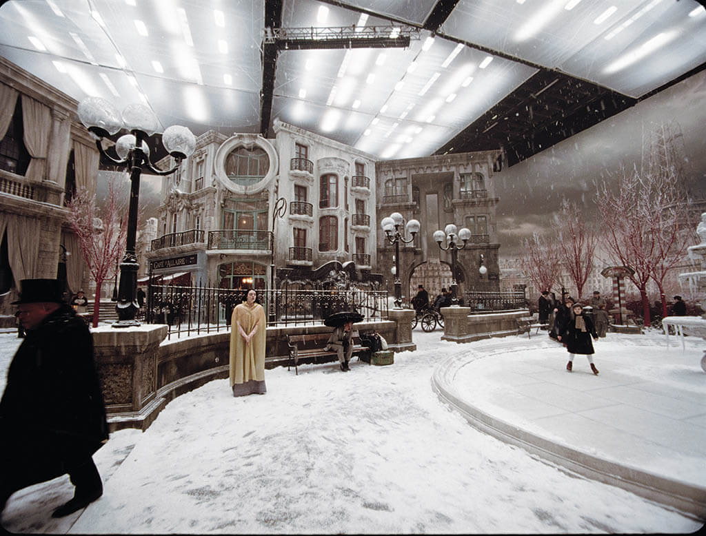 LIBERATING THE WEALTH OF SURREAL VISUAL ARTISTRY OF POOR THINGS - VFX Voice