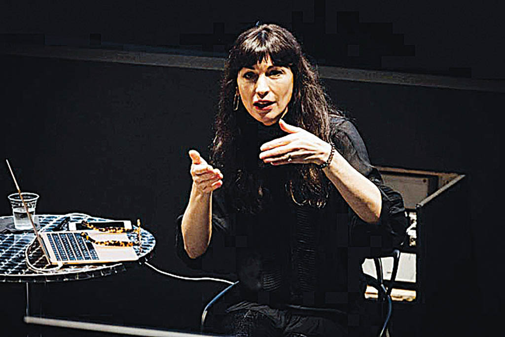 FORMING A STRONG BOND WITH RACHAEL PENFOLD - VFX VoiceVFX Voice