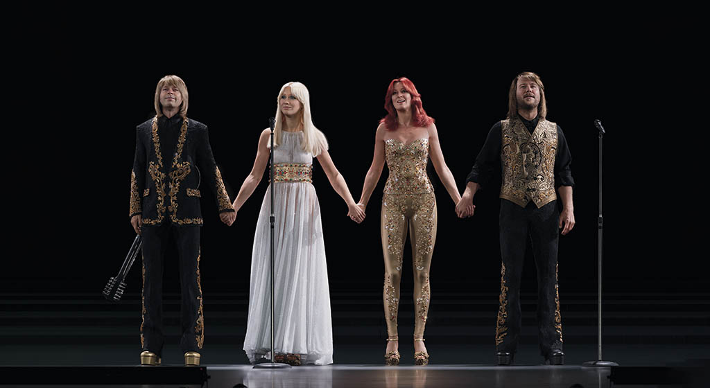 VFX IN LIVE PERFORMANCE: A VAST, VISUAL FEAST - VFX VoiceVFX Voice
