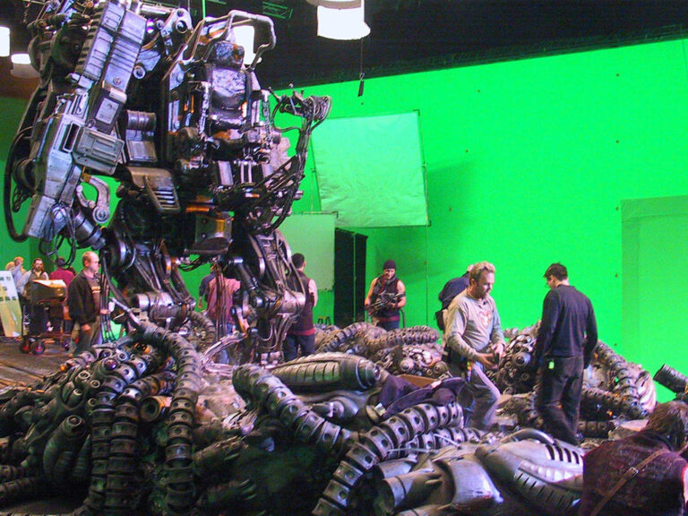 20 YEARS ON: REVISITING THE MATRIX RELOADED AND REVOLUTIONS, & OTHER ...